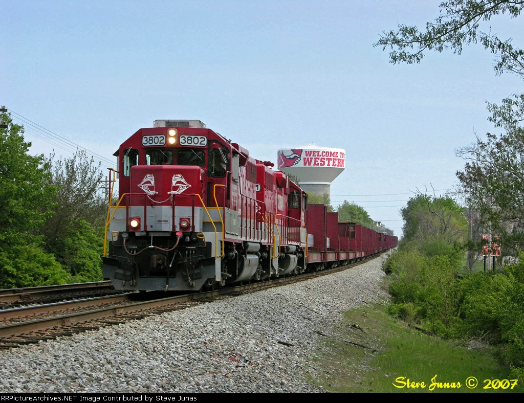 RJCC 3802,3801 lead the ingot train south